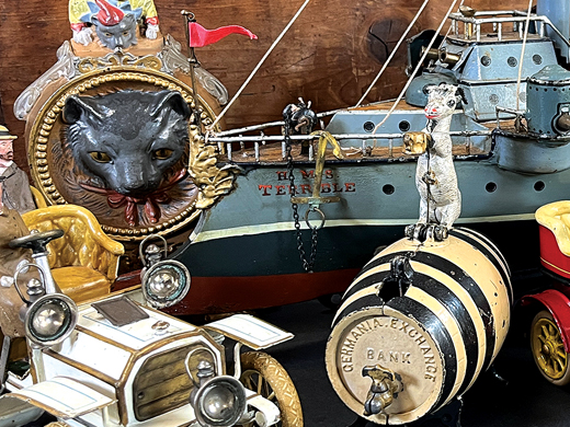 Toy Auctions – Bertoia Auctions | Antique Toys & Collectables